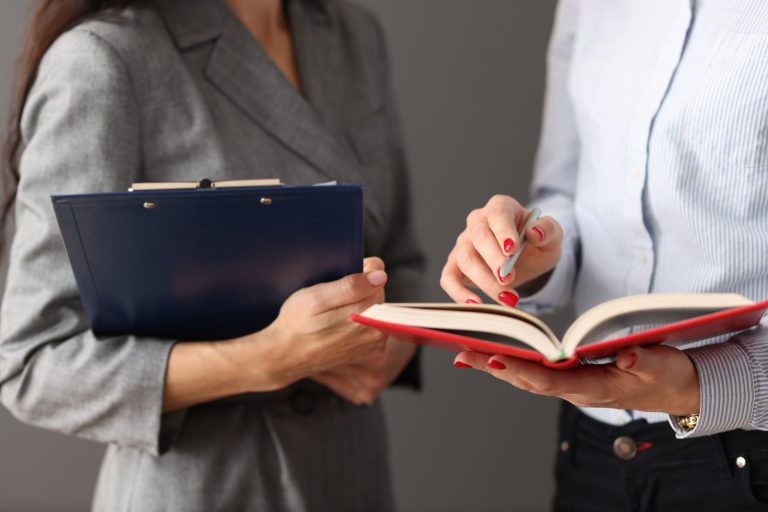 How much time should I spend studying English every day? | Christina Jones